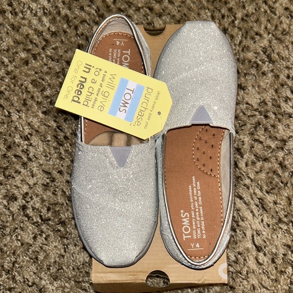 Toms | Shoes | Glitter Toms | Poshmark